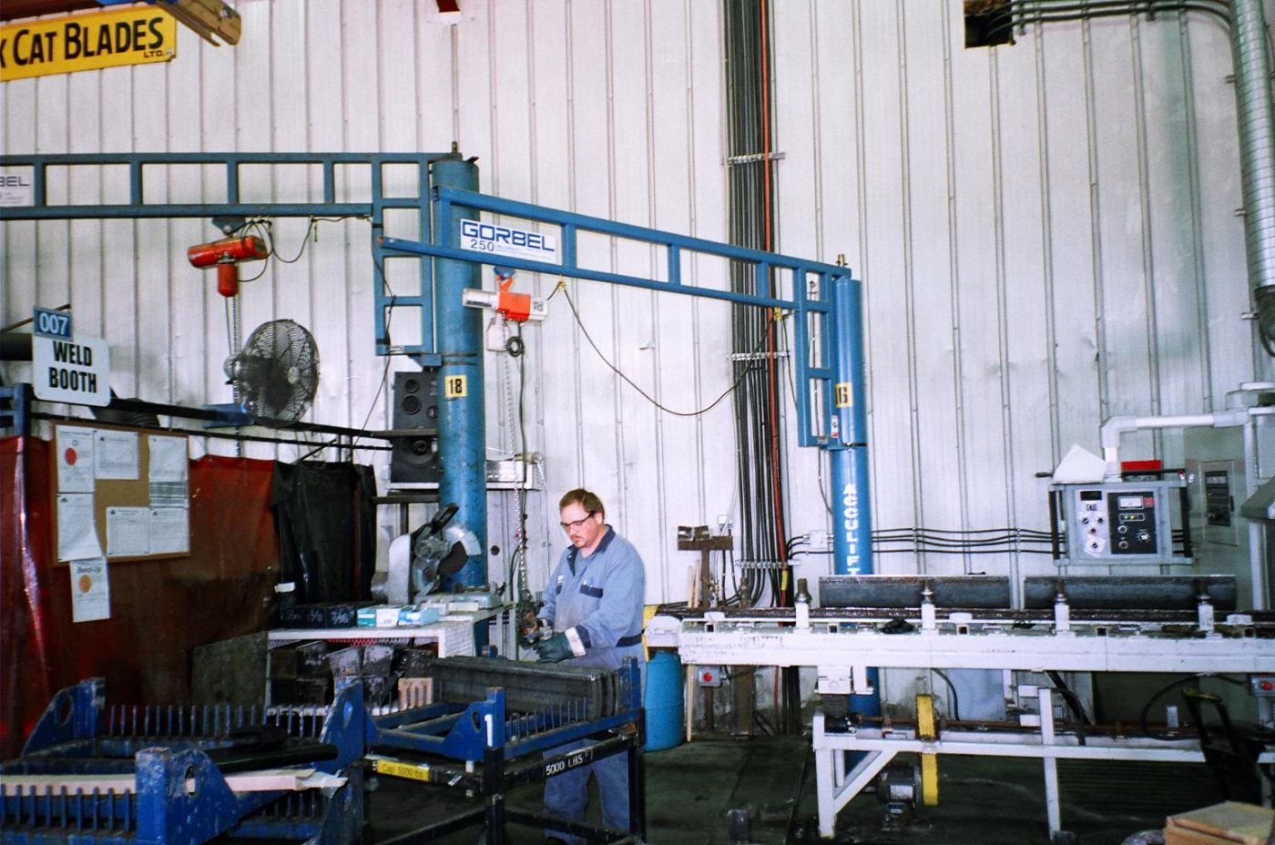 Acculift | What Manufacturer’s need to know about Overhead Cranes and ...